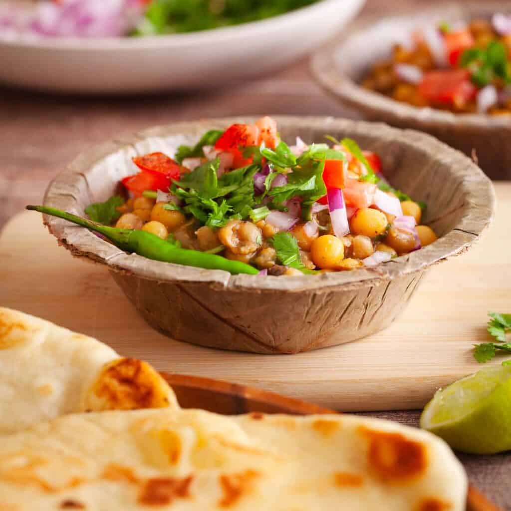 Matar Kulcha (Delhi Style Matar Chaat) - Sinfully Spicy