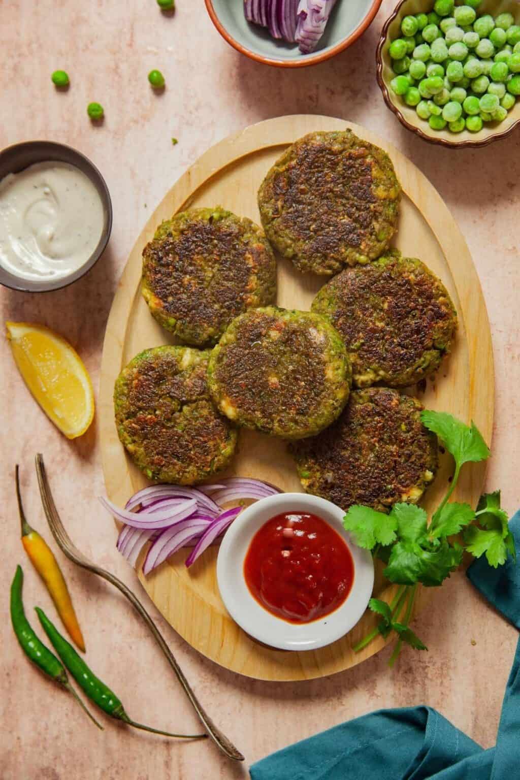 Matar Paneer Tikki Chaat (Peas & Paneer Patties) - Sinfully Spicy