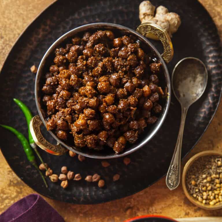Kala Chana Recipe (Dry) - Sinfully Spicy