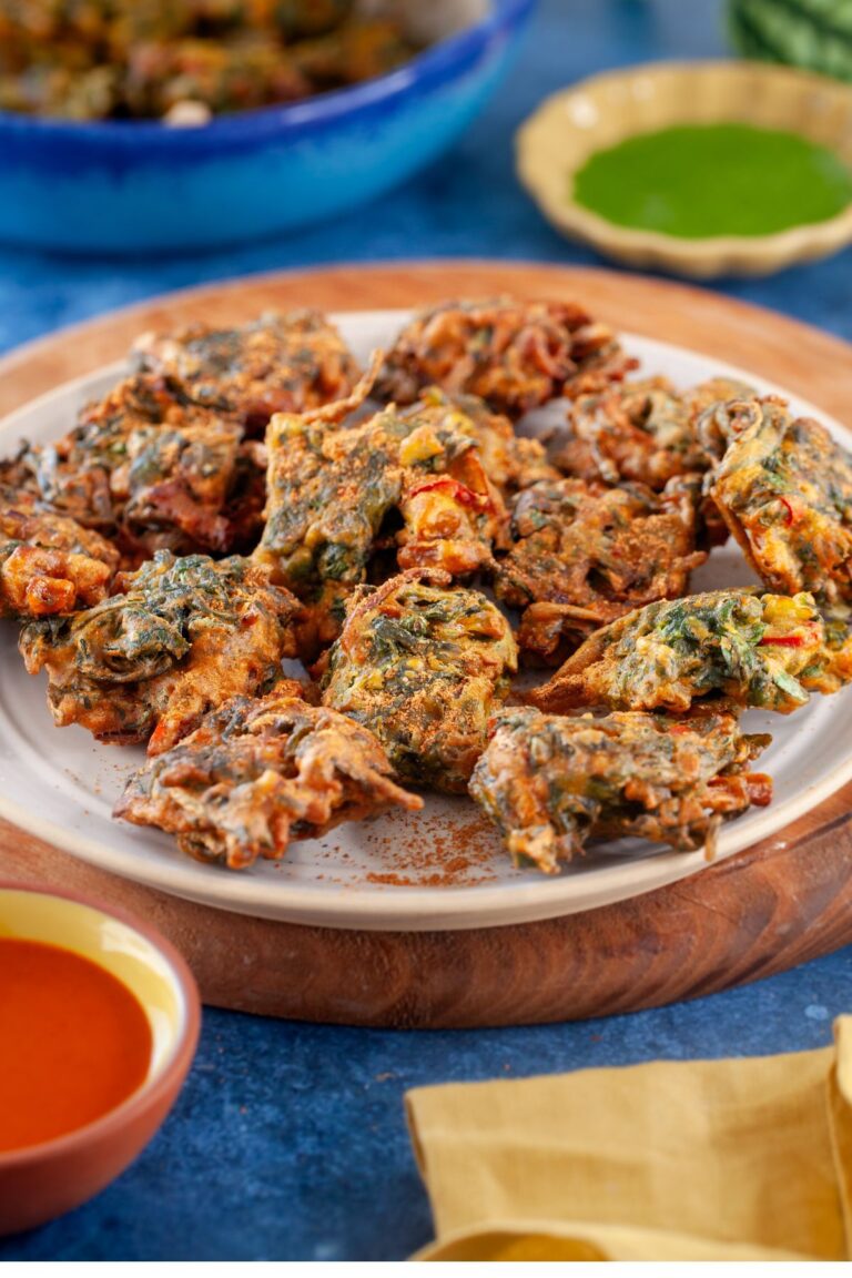 Crispy Spinach Pakora (no aloo, airfryer option) - Sinfully Spicy